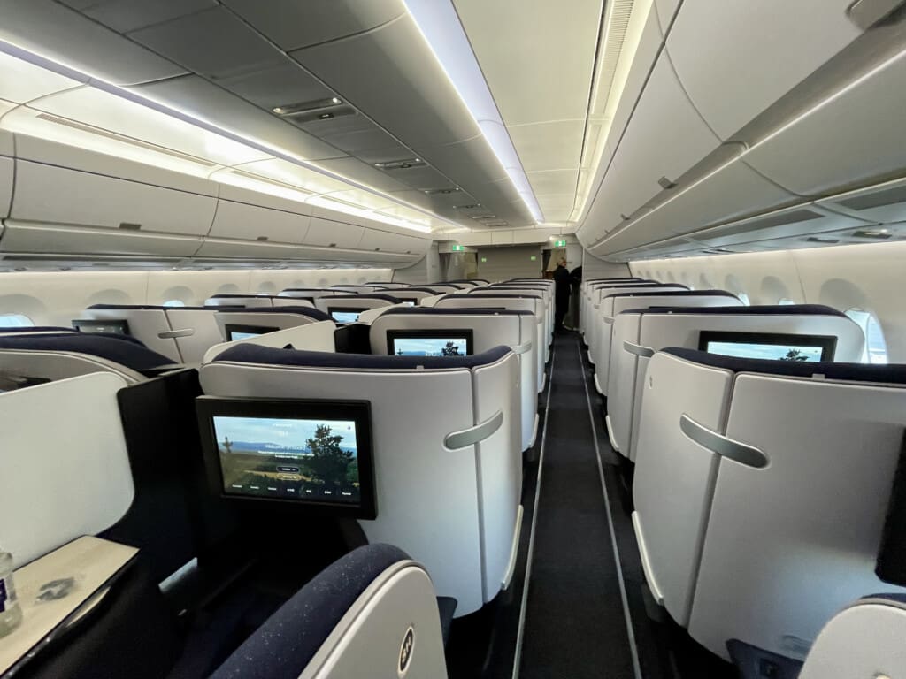 Cathay Pacific's New A350-1000 Cabin Layout & Seats Overview - The Alviator