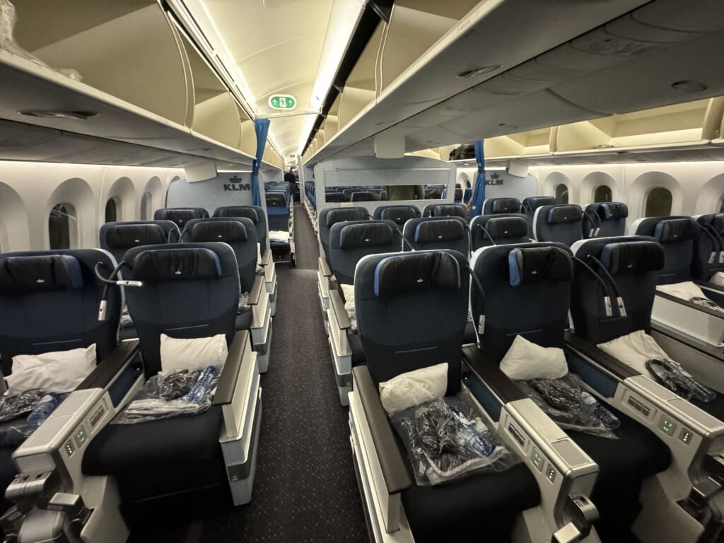 klm plane interior