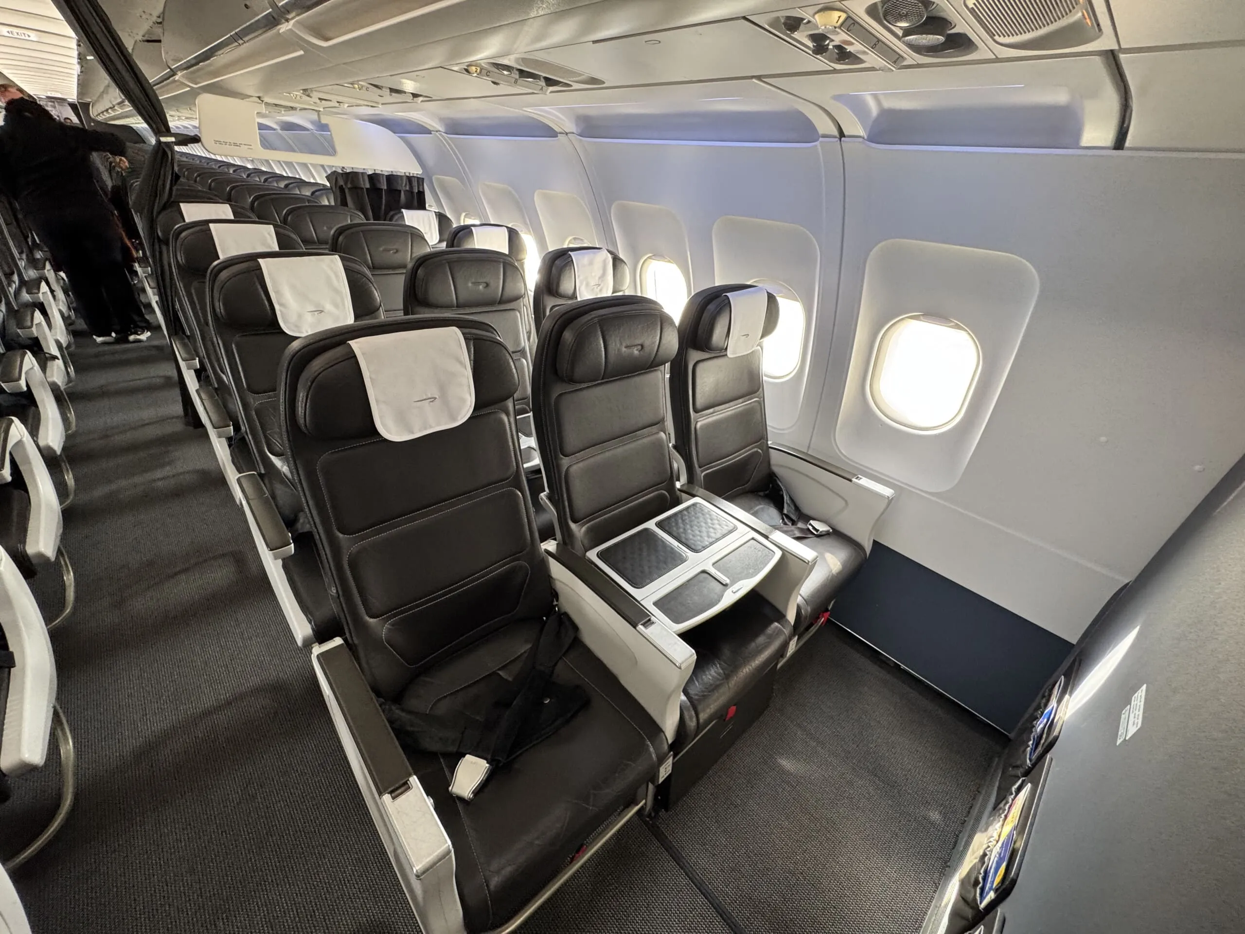 Review: British Airways A320 Club Europe (LHR-STR) - The Alviator