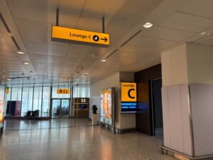 Review: Cathay Pacific Business Class Lounge, London Heathrow (LHR ...