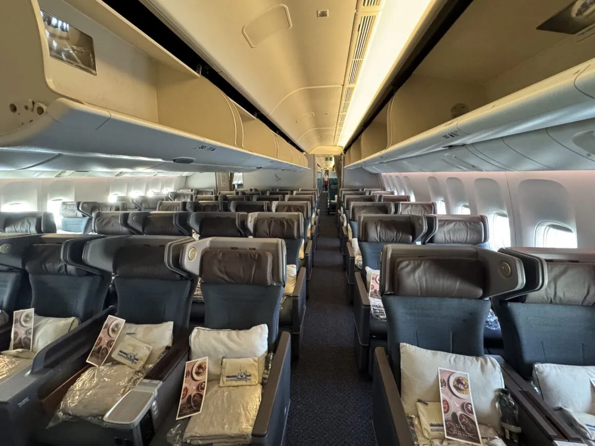 Air Canada's New Glowing-Hearted Premium Economy Seat – Is Premium ...