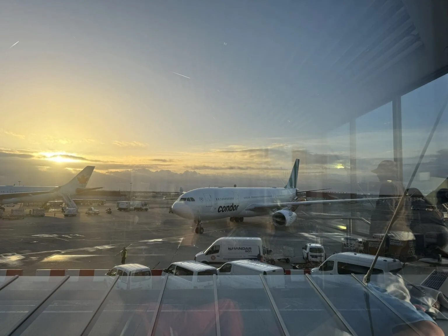 Frankfurt Airport's New Terminal 3 Lounges: Emirates, SkyTeam, Priority ...