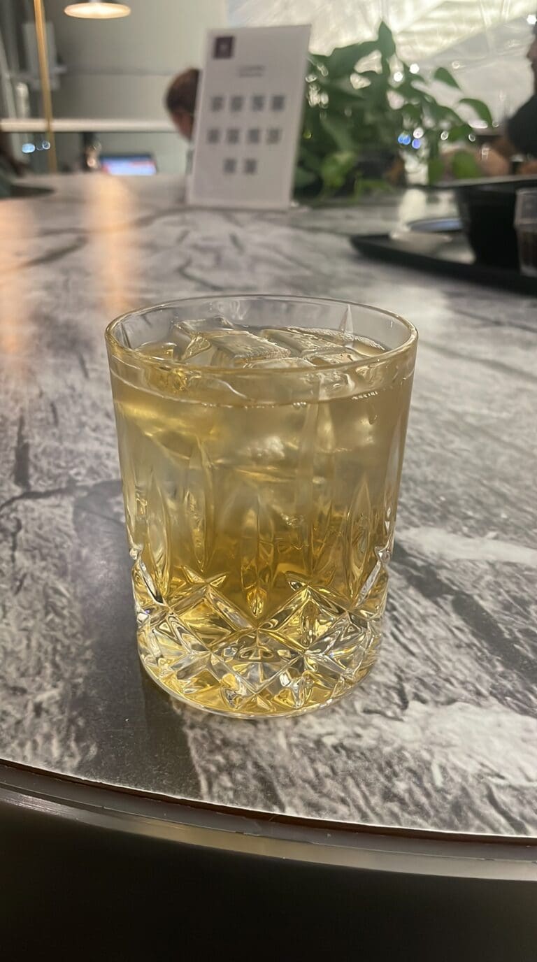 Review: Plaza Premium Lounge, Hong Kong Airport (HKG) - The Alviator