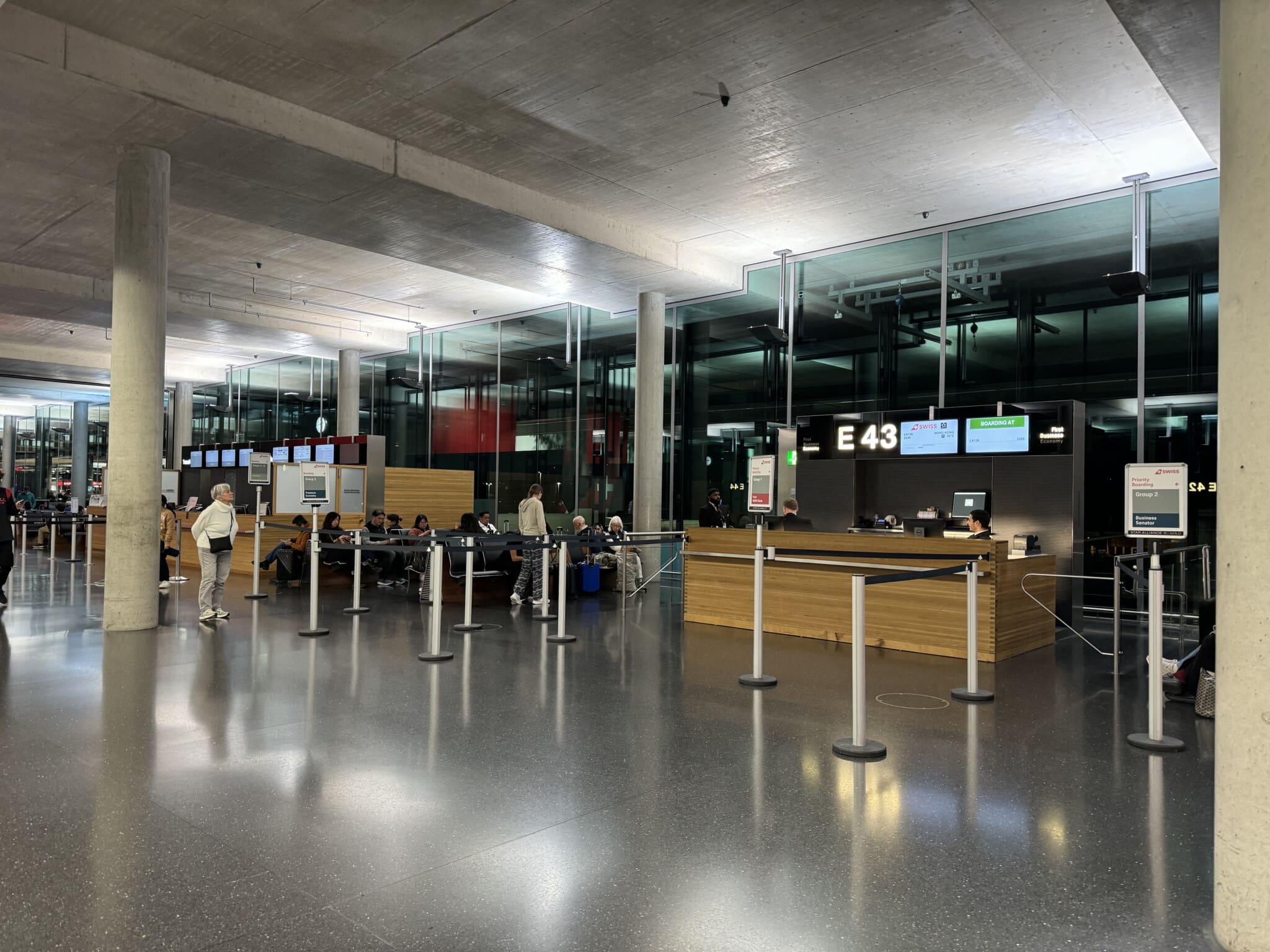 Review: Swiss A340 Premium Economy (ZRH-HKG) - The Alviator