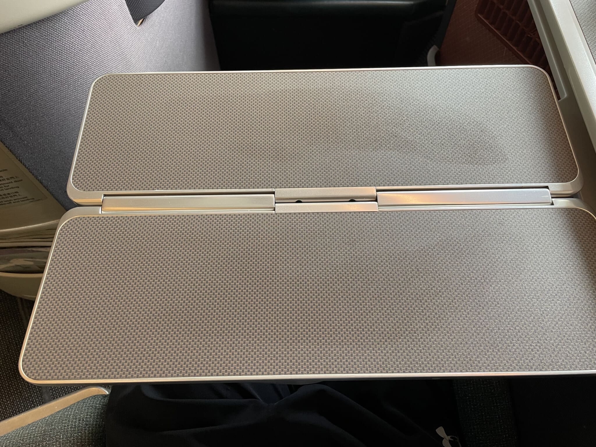 Review: Cathay Pacific 777 Business Class (HKG-LHR) - The Alviator