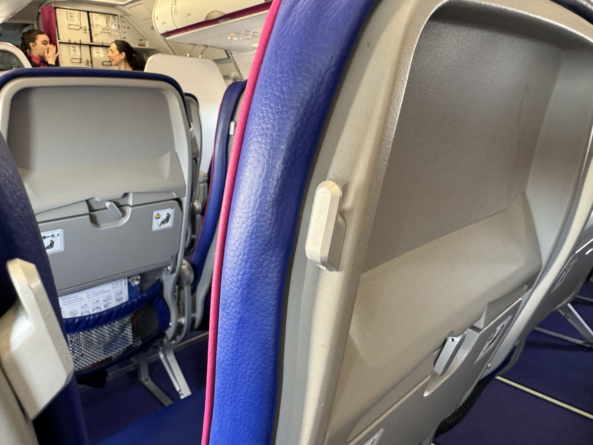 Review: Wizz Air A321neo (NCE-LGW) - The Alviator