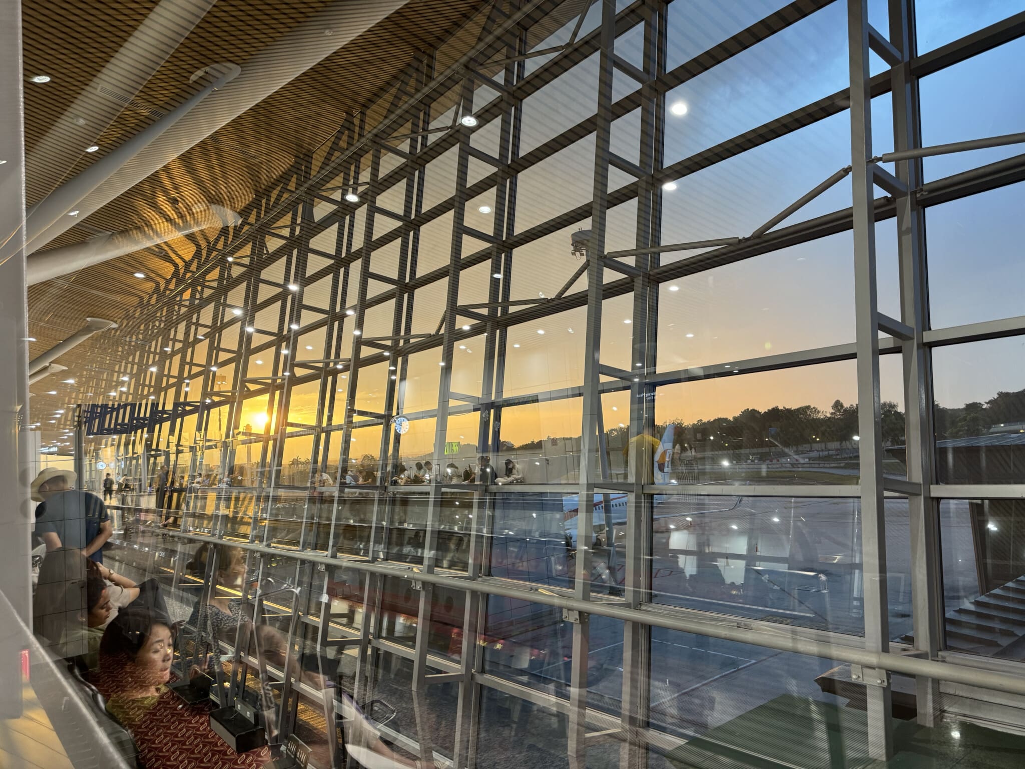 Review: Batik Air Malaysia 737 Business Class (KUL-SIN) - The Alviator