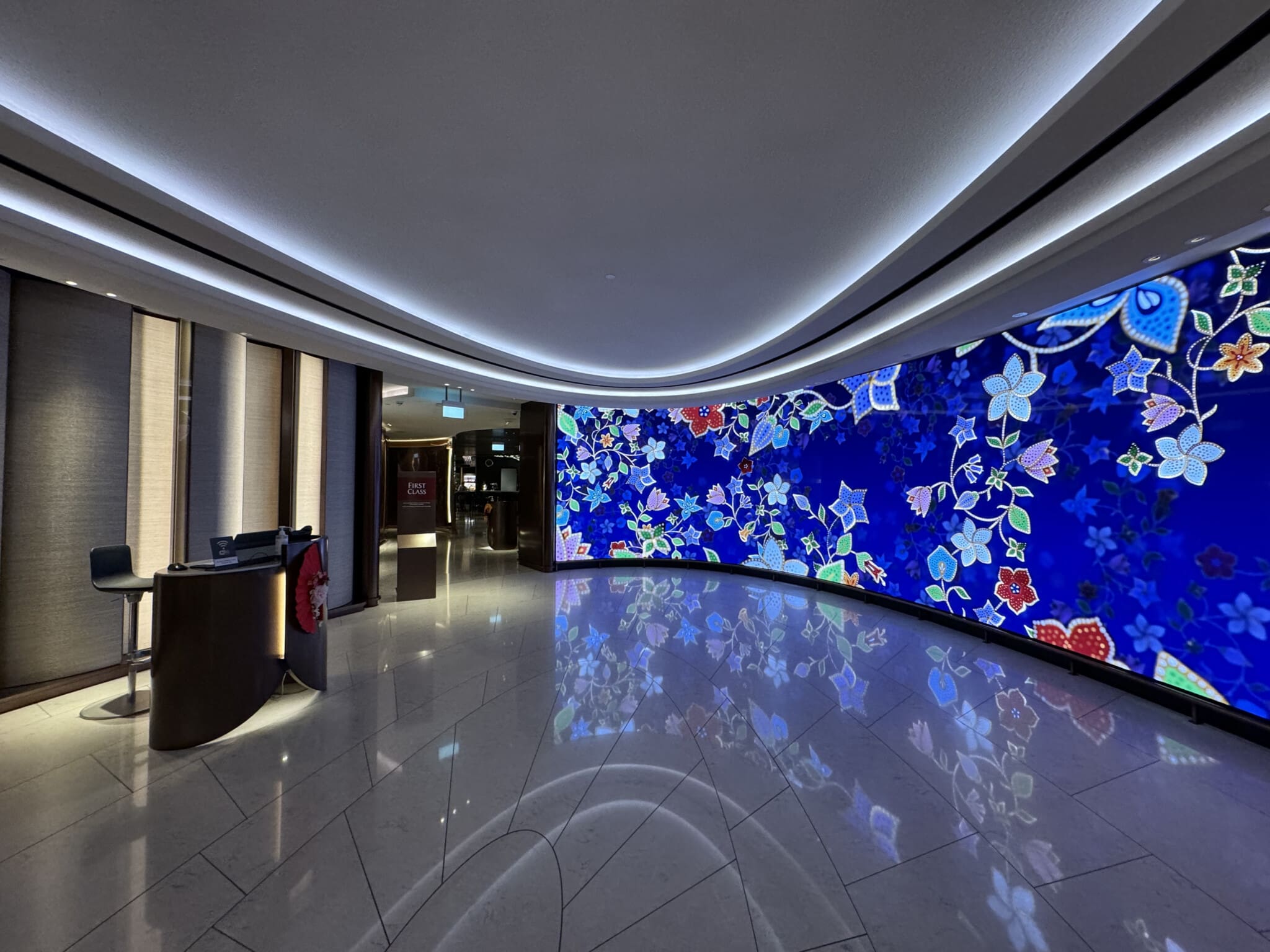 Review: Singapore Airlines Business Class Lounge T3 (SIN) - The Alviator