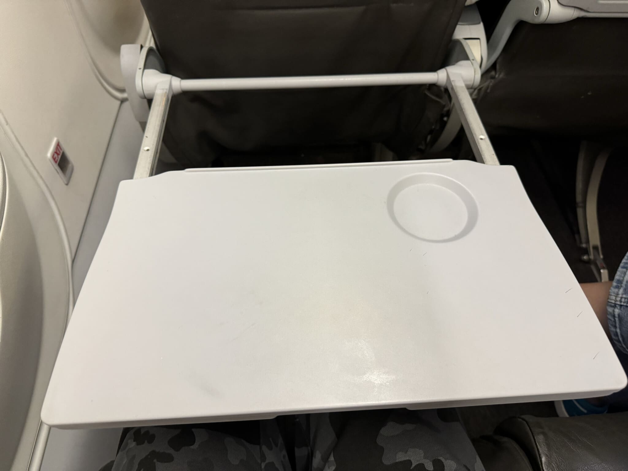 Review: Jetstar Asia A320 (HKT-SIN) - The Alviator
