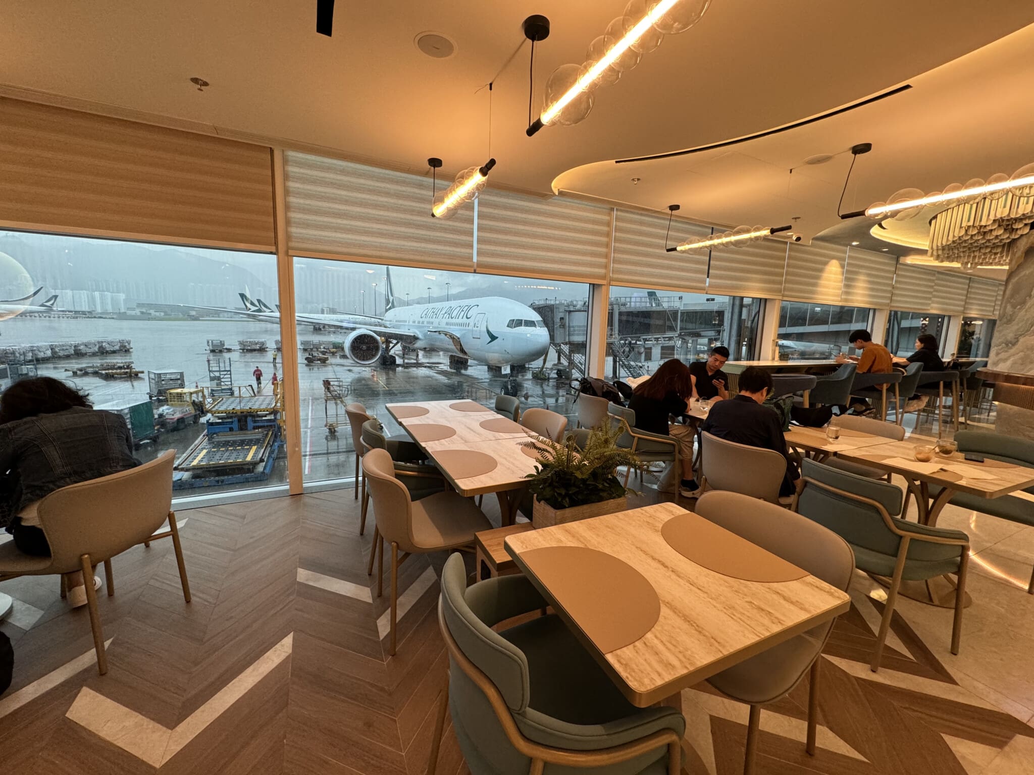 Review: Kyra Lounge, Hong Kong (HKG) - The Alviator