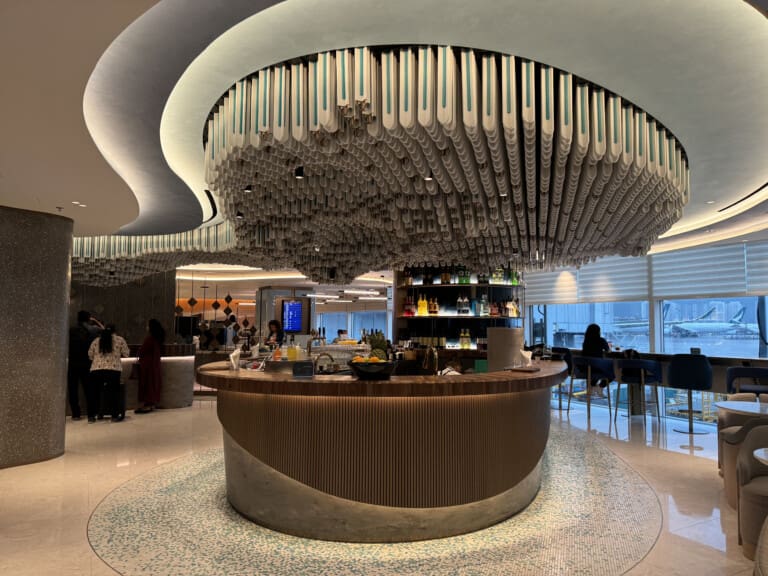Review: Kyra Lounge, Hong Kong (HKG) - The Alviator