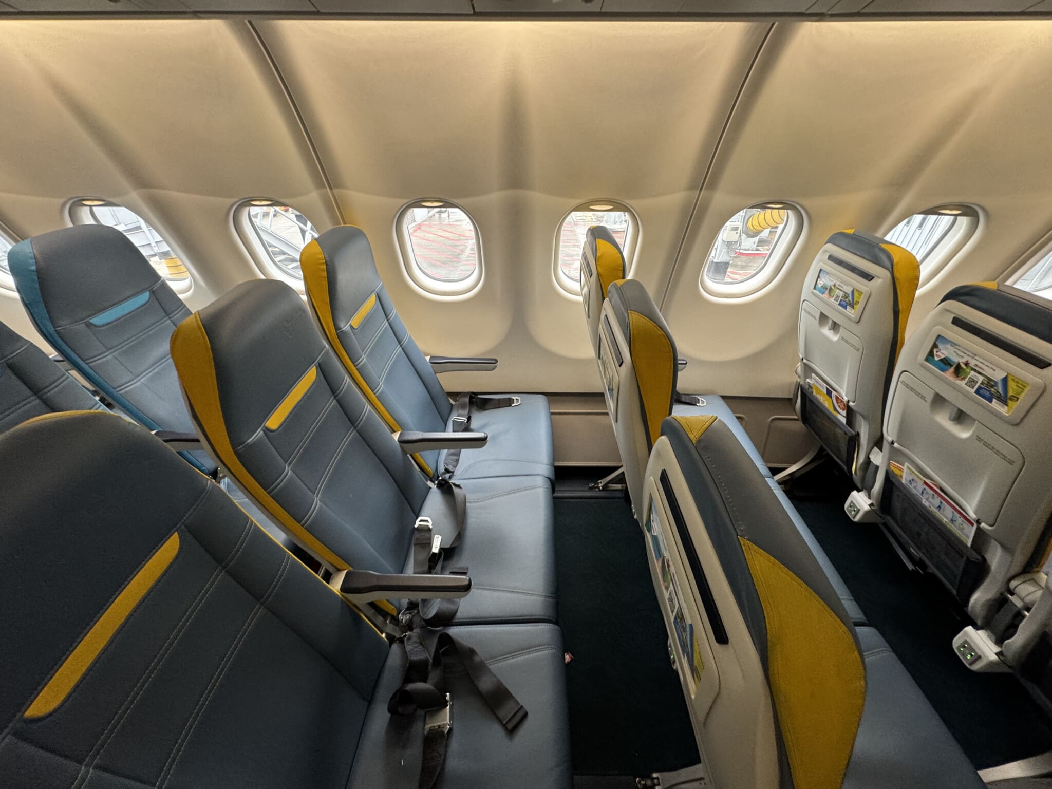 Review: Cebu Pacific A330neo (HKG-MNL) - The Alviator