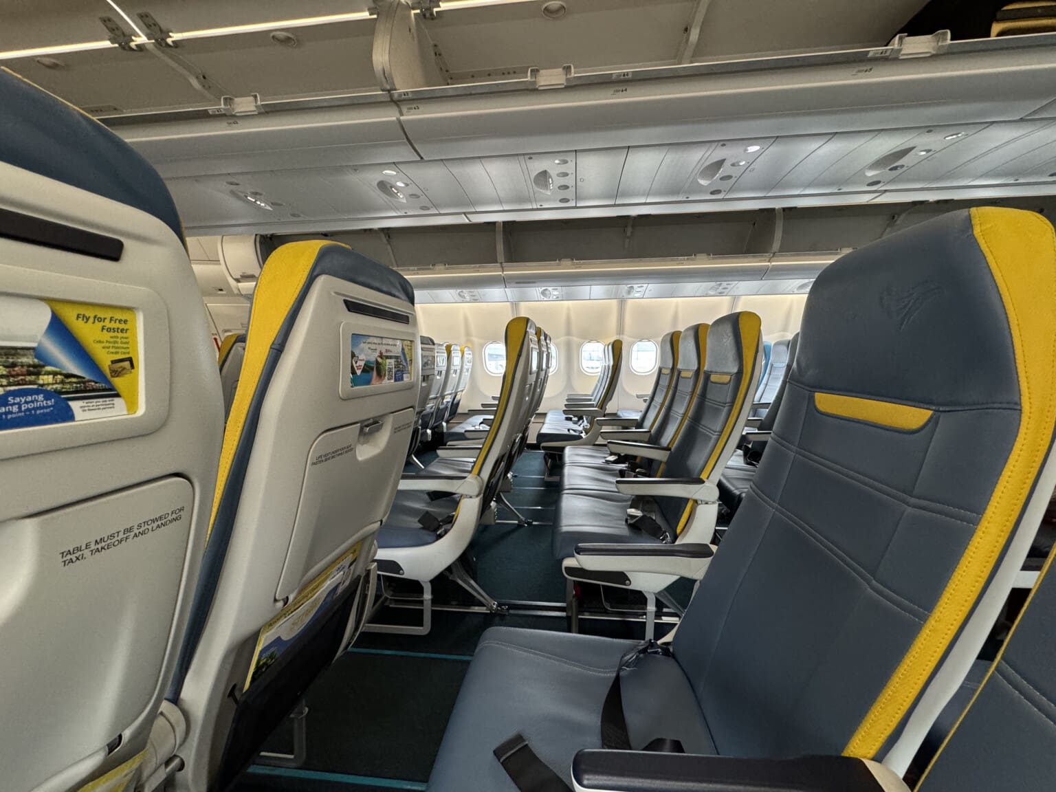 Review: Cebu Pacific A330neo (HKG-MNL) - The Alviator