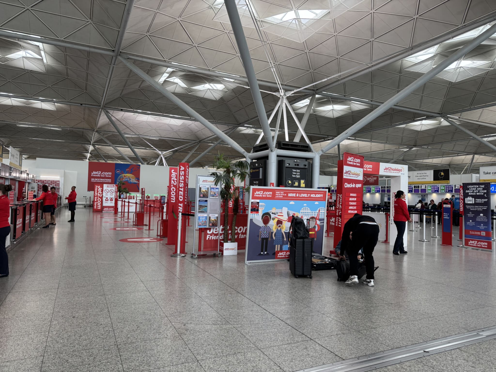Review: Jet2 737 (STN-SPU) - The Alviator
